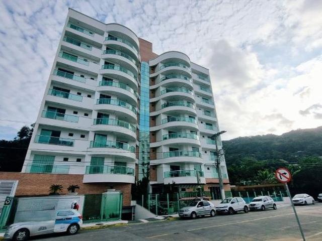 Apartamento para Aluguel com 3 quartos, 147 m² por R$ 11.000