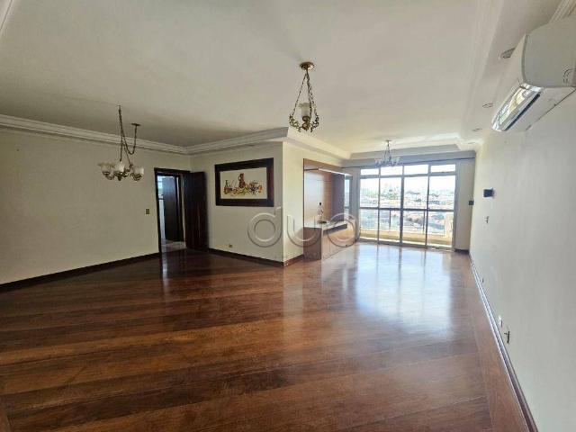 Apartamento para Aluguel com 3 quartos, 150 m² por R$ 4.300