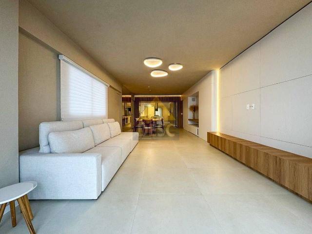 Apartamento para Aluguel com 3 quartos, 150 m² por R$ 16.000