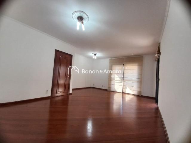 Apartamento para Aluguel com 3 quartos, 160 m² por R$ 5.000