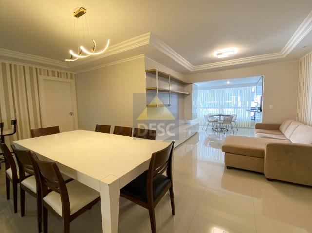 Apartamento para Aluguel com 3 quartos, 160 m² por R$ 7.500