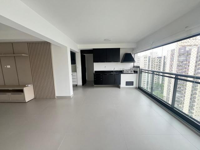Apartamento para Aluguel com 3 quartos, 163 m² por R$ 16.000