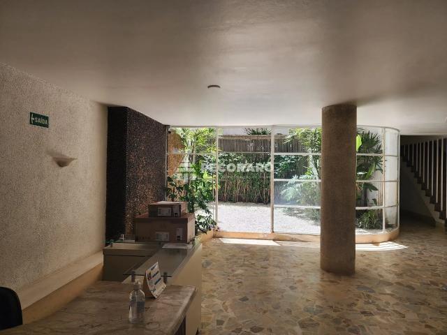 Apartamento para Aluguel com 3 quartos, 175 m² por R$ 8.950
