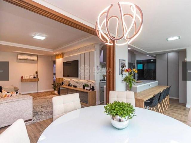 Apartamento para Aluguel com 3 quartos, 180 m² por R$ 13.500