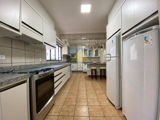 Apartamento para Aluguel com 3 quartos, 180 m² por R$ 11.000