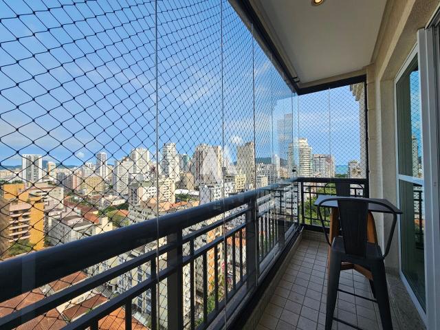 Apartamento para Aluguel com 3 quartos, 203 m² por R$ 16.000