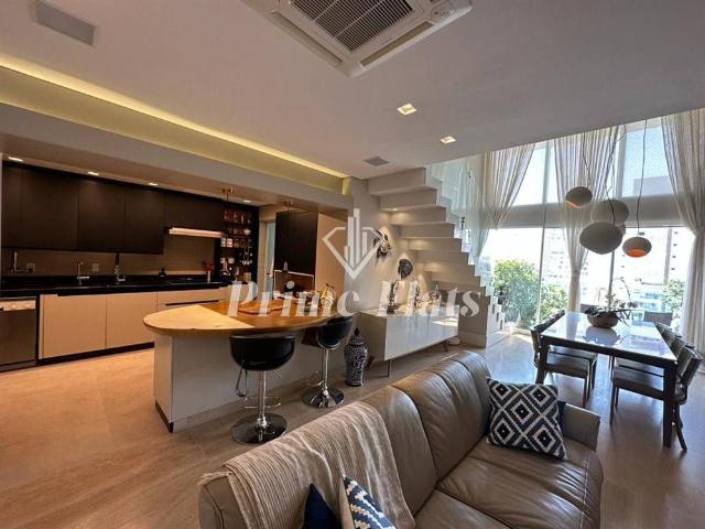 Apartamento para Aluguel com 3 quartos, 210 m² por R$ 39.000