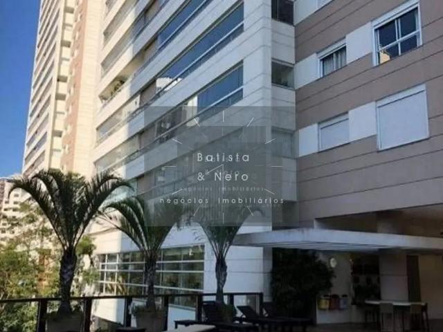 Apartamento para Aluguel com 3 quartos, 211 m² por R$ 10.500
