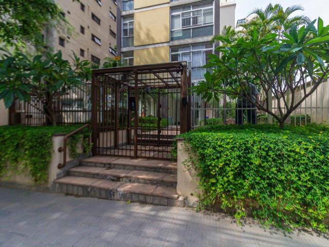 Apartamento para Aluguel com 3 quartos, 216 m² por R$ 13.000