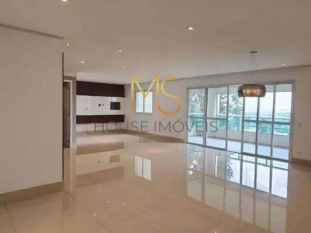 Apartamento para Aluguel com 3 quartos, 224 m² por R$ 13.000