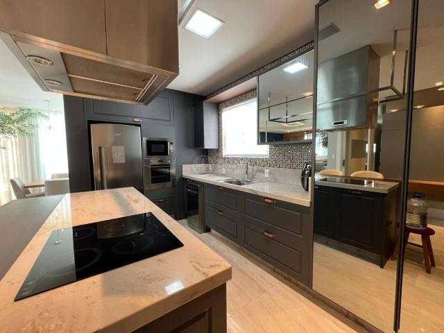 Apartamento para Aluguel com 3 quartos, 249 m² por R$ 18.700