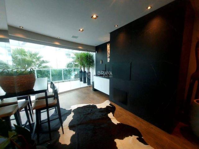 Apartamento para Aluguel com 3 quartos, 254 m² por R$ 22.000