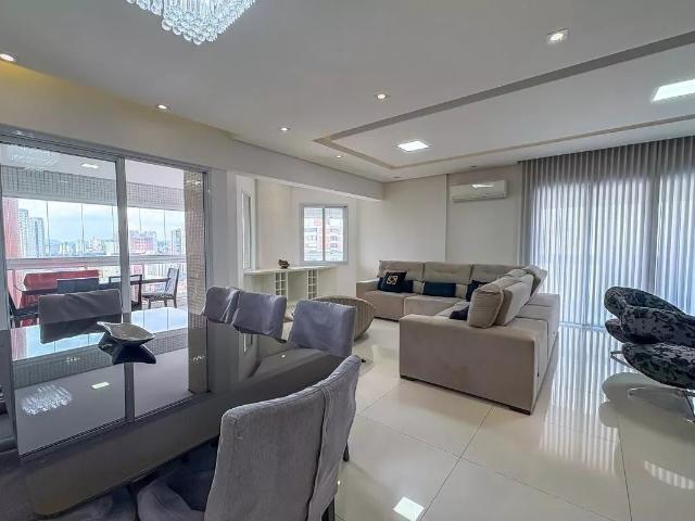 Apartamento para Aluguel com 3 quartos, 300 m² por R$ 24.443