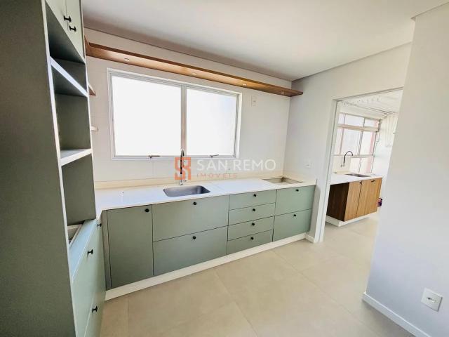 Apartamento para aluguel com 3 quartos, em Centro com 117 m²