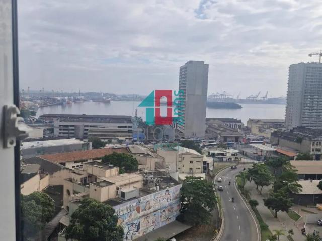 Apartamento para aluguel com 3 quartos em Santo Cristo com 66m²