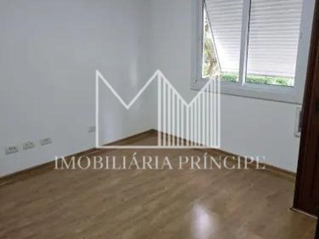 Apartamento para Aluguel com 3 quartos por R$ 4.500