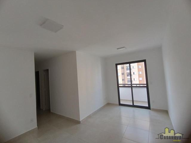 Apartamento para Aluguel com 3 quartos por R$ 2.000