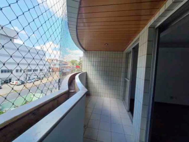 Apartamento para Aluguel com 4 quartos, 120 m² por R$ 4.200