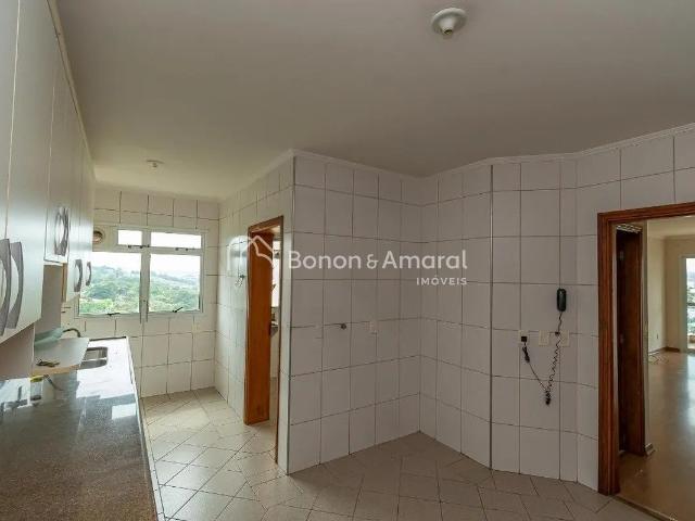 Apartamento para Aluguel com 4 quartos, 135 m² por R$ 4.520