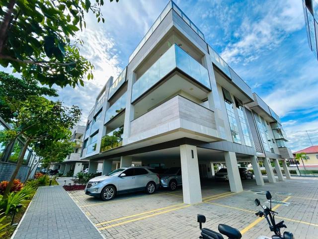 Apartamento para Aluguel com 4 quartos, 135 m² por R$ 10.800