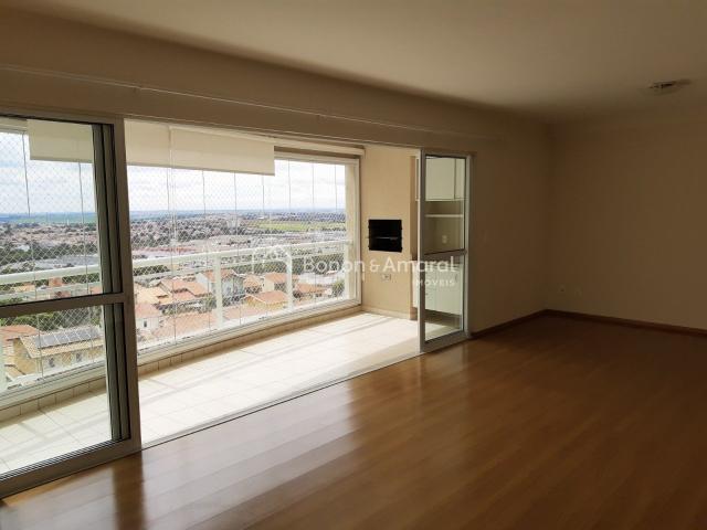 Apartamento para Aluguel com 4 quartos, 137 m² por R$ 7.000