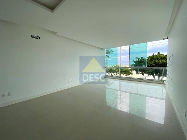 Apartamento para Aluguel com 4 quartos, 140 m² por R$ 9.600
