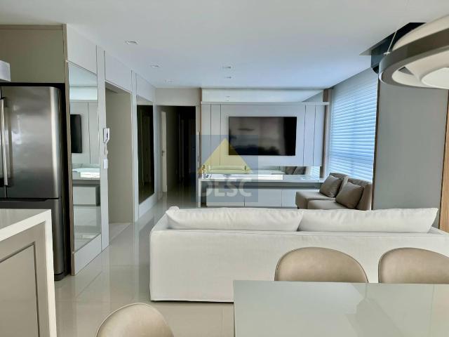 Apartamento para Aluguel com 4 quartos, 140 m² por R$ 15.000