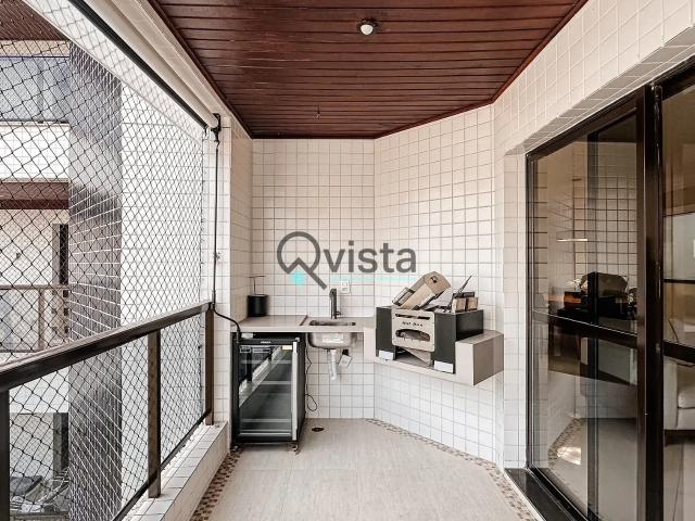 Apartamento para Aluguel com 4 quartos, 150 m² por R$ 8.500