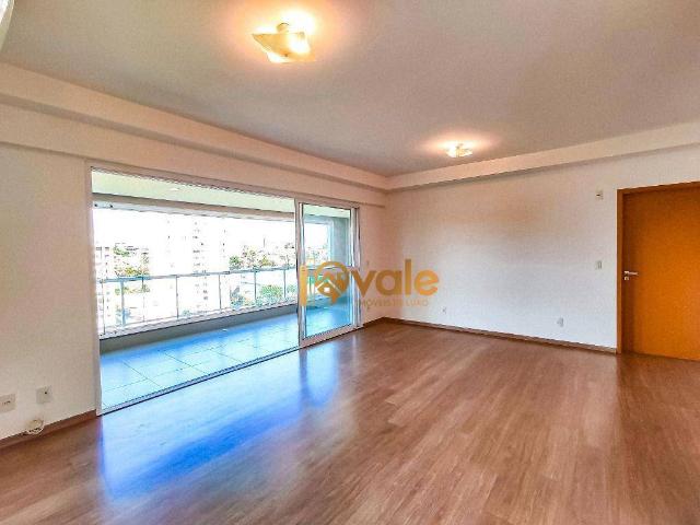 Apartamento para Aluguel com 4 quartos, 154 m² por R$ 9.000