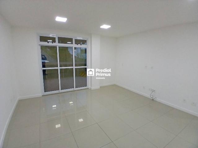 Apartamento para Aluguel com 4 quartos, 164 m² por R$ 4.400