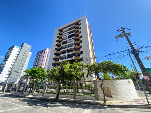 Apartamento para Aluguel com 4 quartos, 170 m² por R$ 2.800