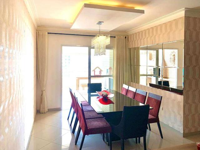 Apartamento para Aluguel com 4 quartos, 194 m² por R$ 10.000