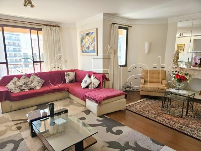 Apartamento para Aluguel com 4 quartos, 220 m² por R$ 5.654