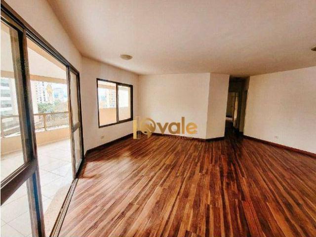 Apartamento para Aluguel com 4 quartos, 220 m² por R$ 8.000
