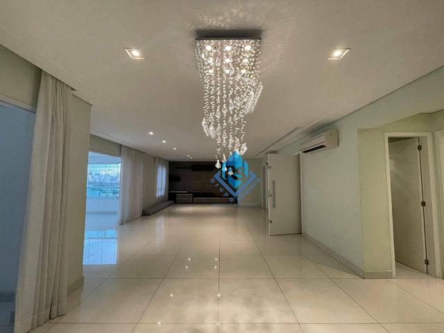 Apartamento para Aluguel com 4 quartos, 237 m² por R$ 14.000