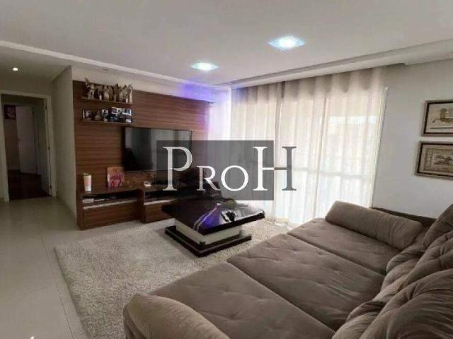 Apartamento para Aluguel com 4 quartos, 242 m² por R$ 12.000