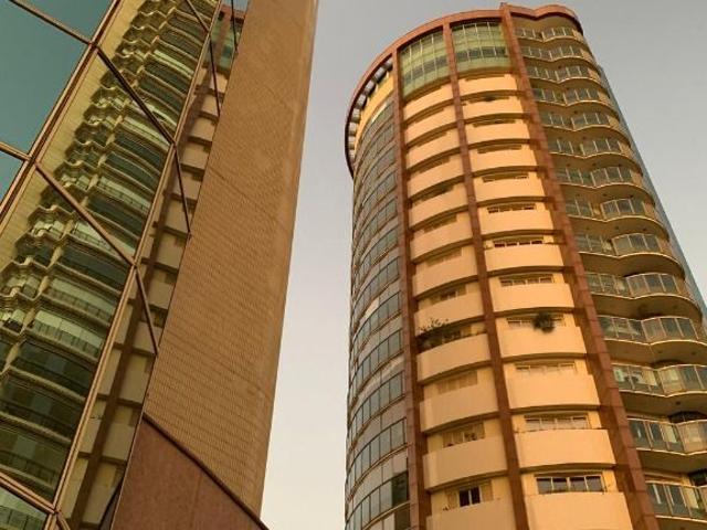 Apartamento para Aluguel com 4 quartos, 256 m² por R$ 15.000