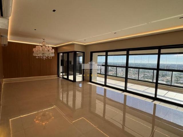 Apartamento para Aluguel com 4 quartos, 257 m² por R$ 15.000