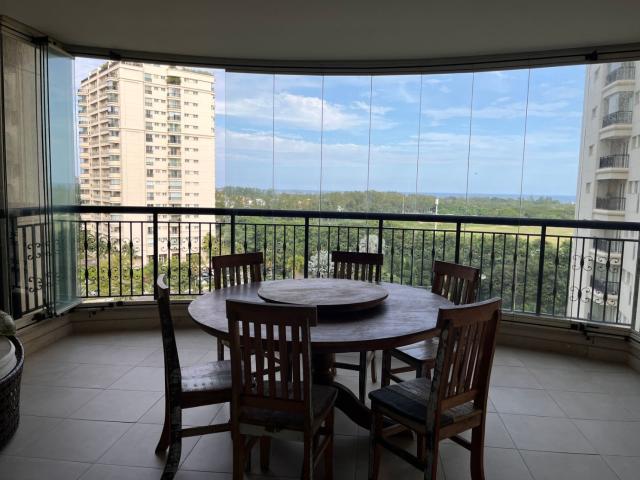 Apartamento para Aluguel com 4 quartos, 299 m² por R$ 21.000
