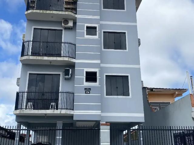 Apartamento para aluguel com 64m² com 2 quartos em Iririú Joinville SC