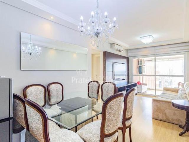 Apartamento para aluguel em Batel