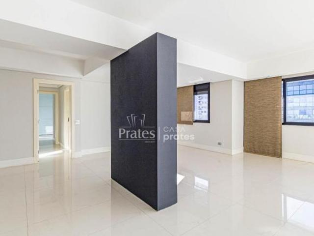 Apartamento para aluguel em Bigorrilho