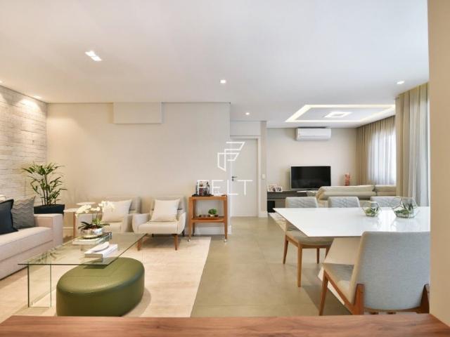 Apartamento para Aluguel em Edifício Present Alphaville, Barueri, SP