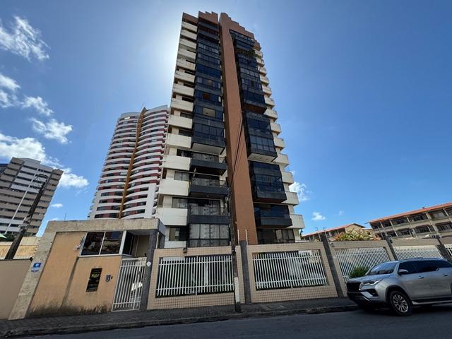 Apartamento para Aluguel no bairro Coco
