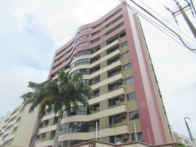 Apartamento para Aluguel no bairro Varjota