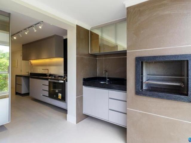 Apartamento para aluguel na Água Verde