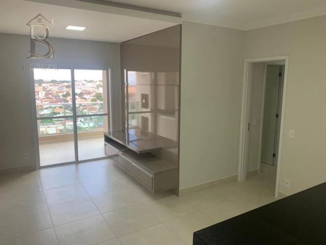 Apartamento para Aluguel por R$ 3.400