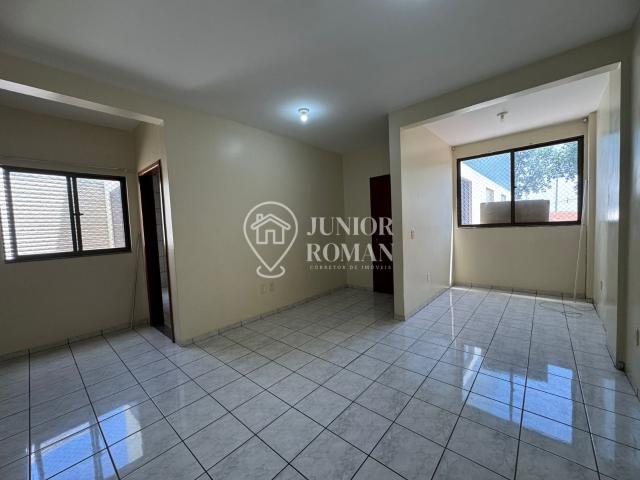 Apartamento para Aluguel por R$ 1.600