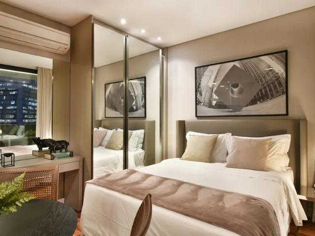Apartamento para aluguel possui 43 metros quadrados com 1 quarto em Vila Olímpia São Paulo SP