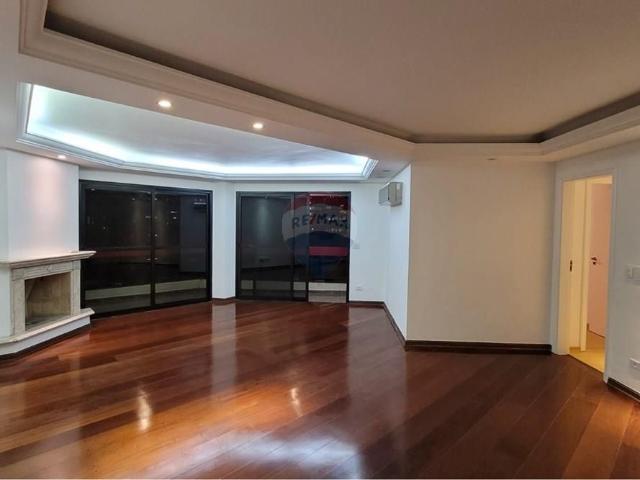 Apartamento para alugar 4 dormitórios 1 suíte 2 vagas no Itaim